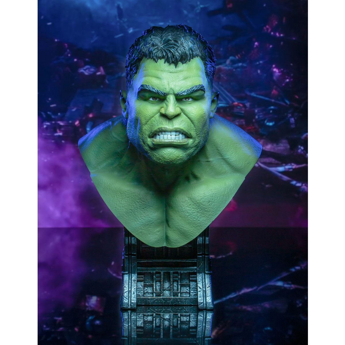 Busto Hulk tres leyendas en una