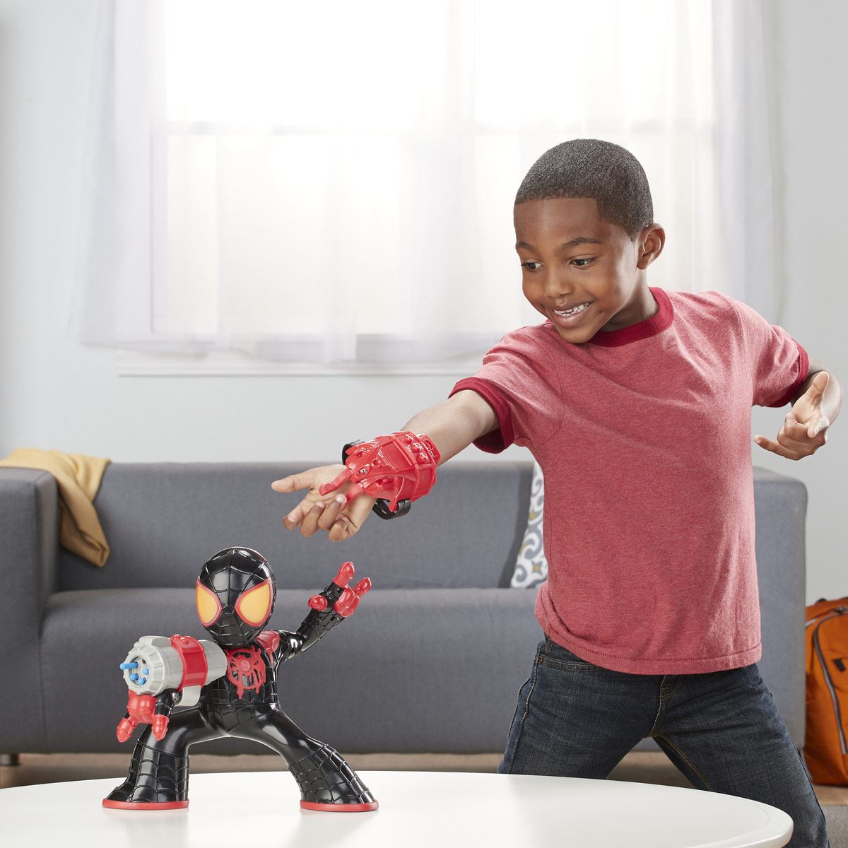 Figura Shock Strike Miles Morales Spider-Man Marvel