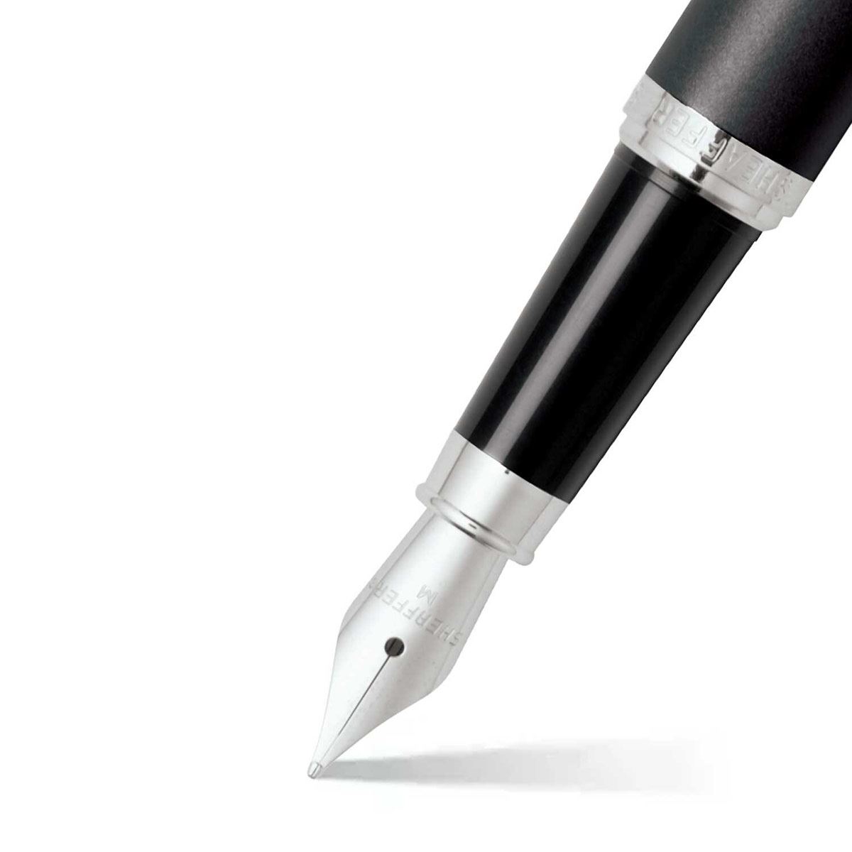 Pluma fuente vfm negro mate ct punto mediano Sheaffer