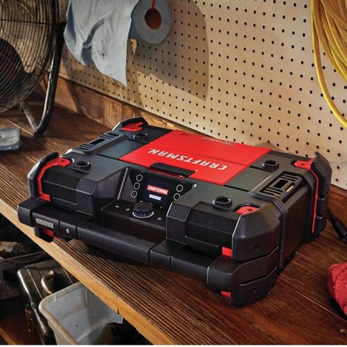 Radio y Cargador 20V Craftsman