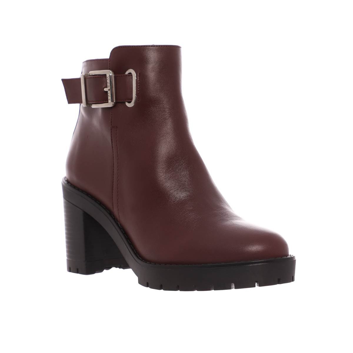 Bota con Punta Redonda con Herraje Color Rojo Obscuro Westies