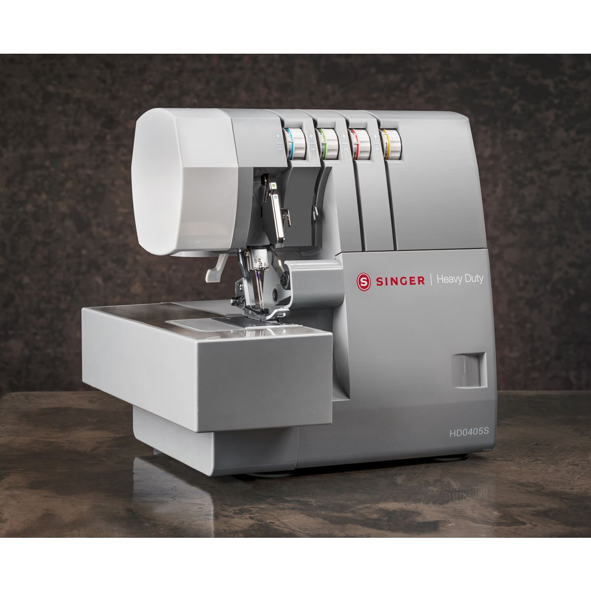 Máquina Portatil Overlock Hd0405S Singer