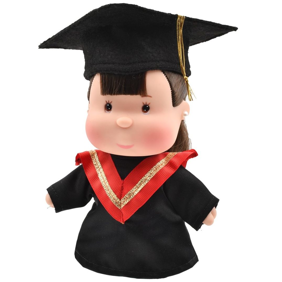 Muñeca Pituka Graduada