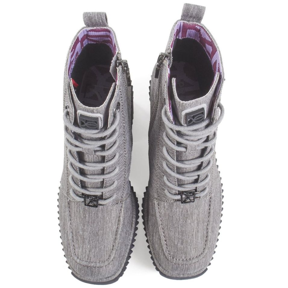 Botín Gris de Plataforma Chunky con Agujetas Cloe