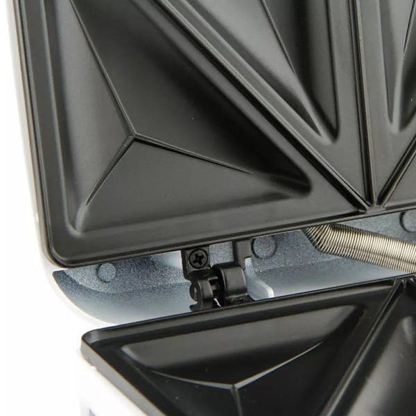 Sandwichera 2 porciones BLACK & DECKER color blanco modelo SM1000W