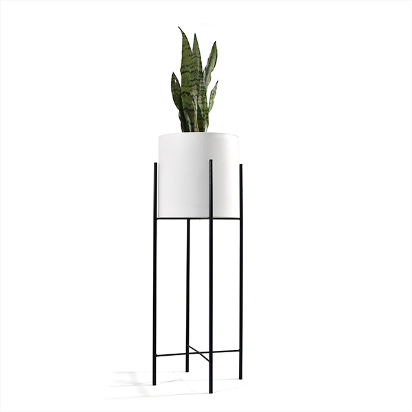 Set 3 Macetas B. Modernas Con Base Negra Metal Int/ext.