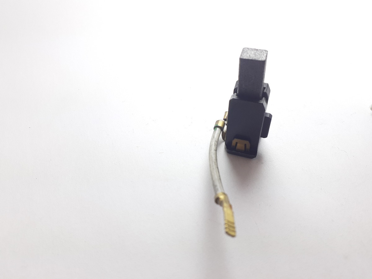 Portacarbon Con Carbon (par) Para Dwe6421-b3 Dewalt N292059