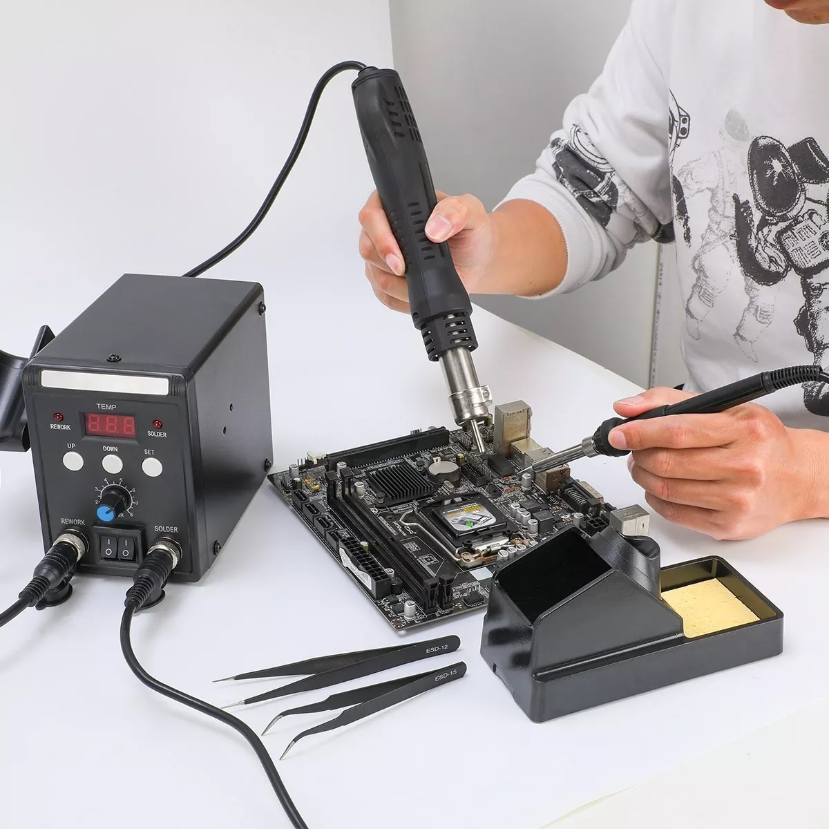 Estacion De Soldar Pistola De Calor Y Cautín 700w