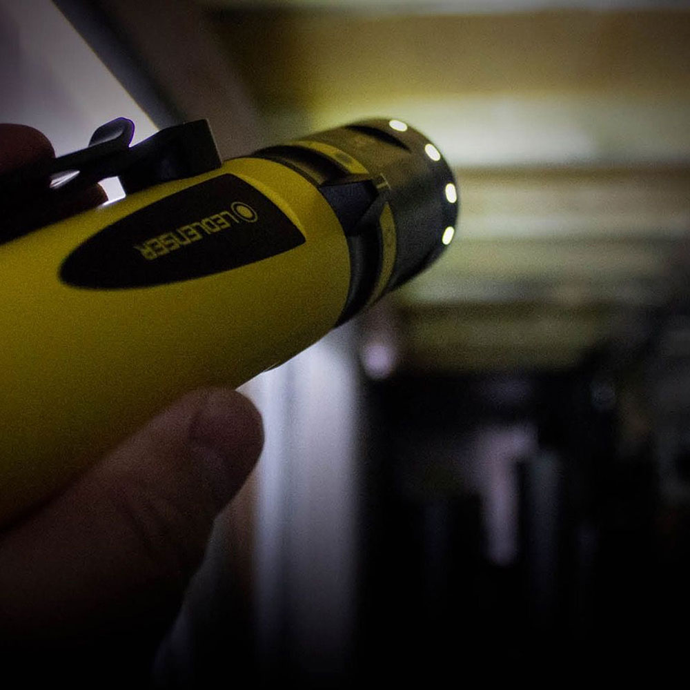 Linterna Industrial Antiexplosiva EX7 Amarilla Ledlenser