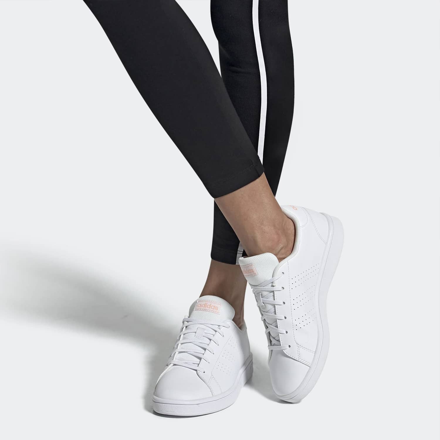 Tenis Adidas Advantage Base - EE7510 - Blanco - Mujer
