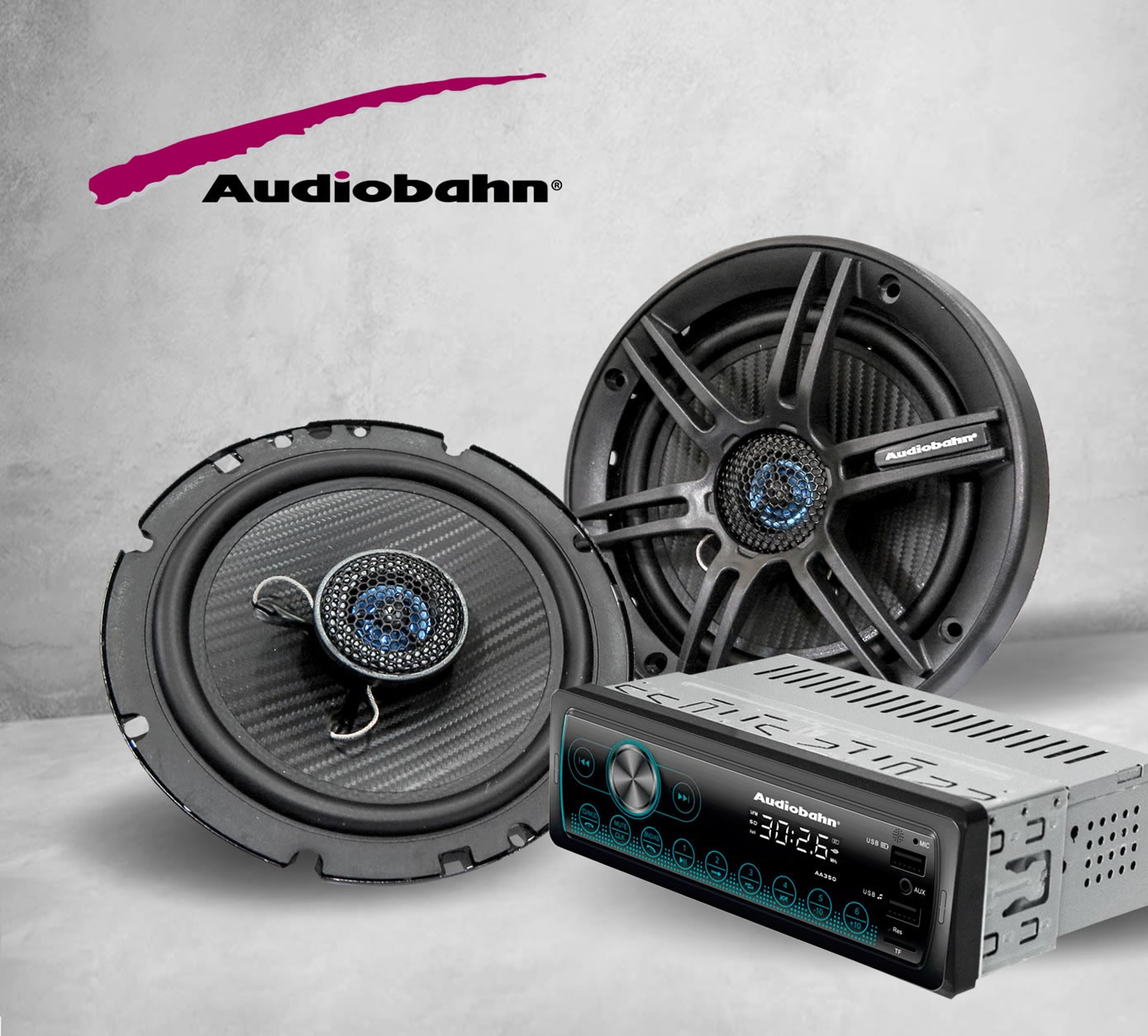 Autoestéreo + Bocinas Audiobahn AA350COMBO - Negro