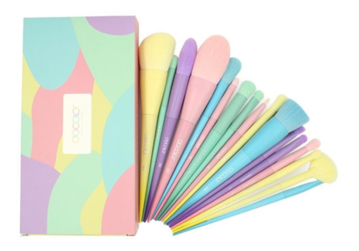 Set De 17 Brochas Maquillaje de colores