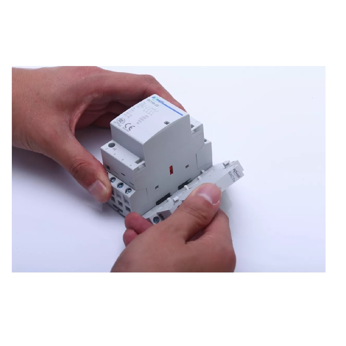 Contactor Relevador 25a 2 Fases 110v Motor Bomba Durable