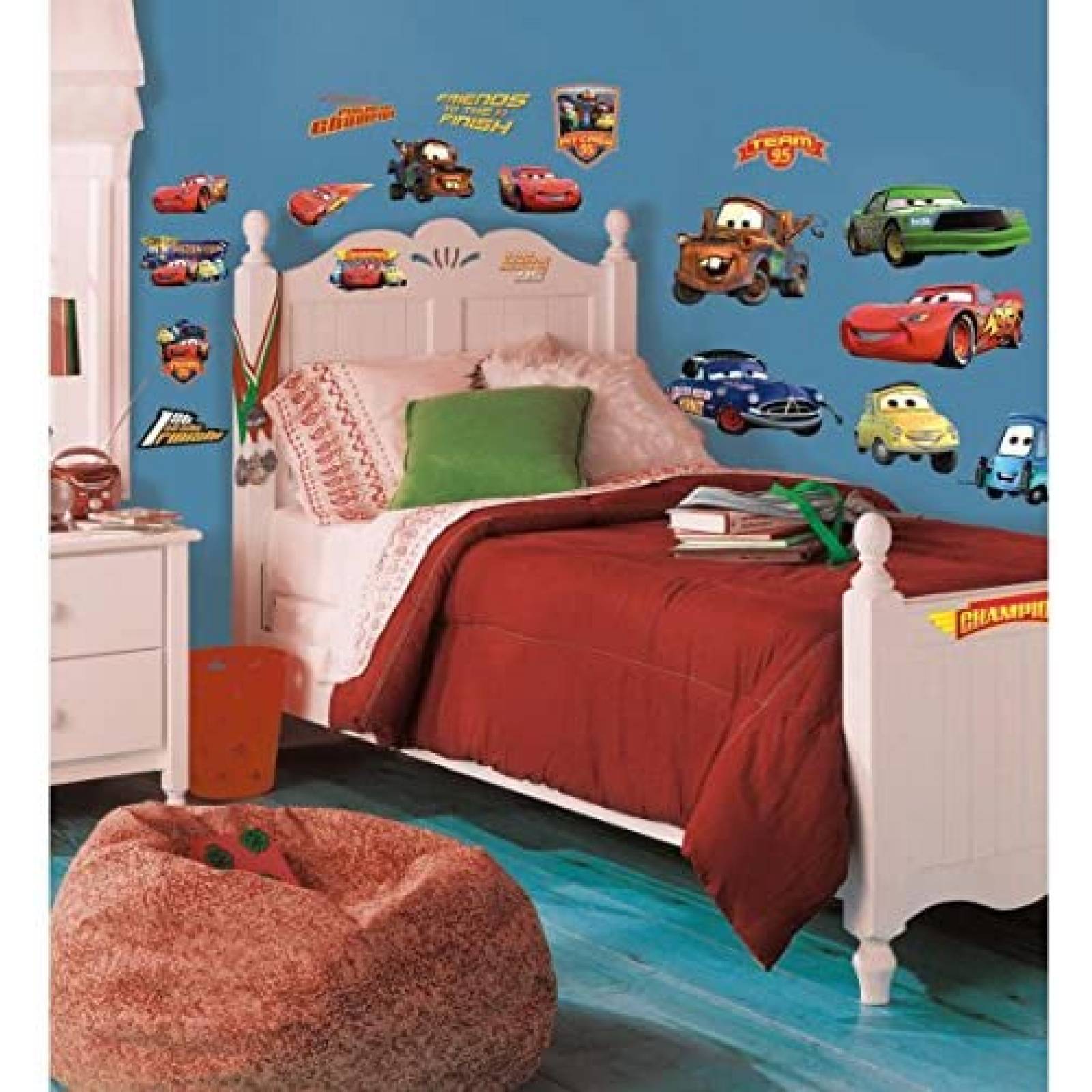 Calcomanías RoomMates Diseño de Cars Pixar para Pared 19pcs