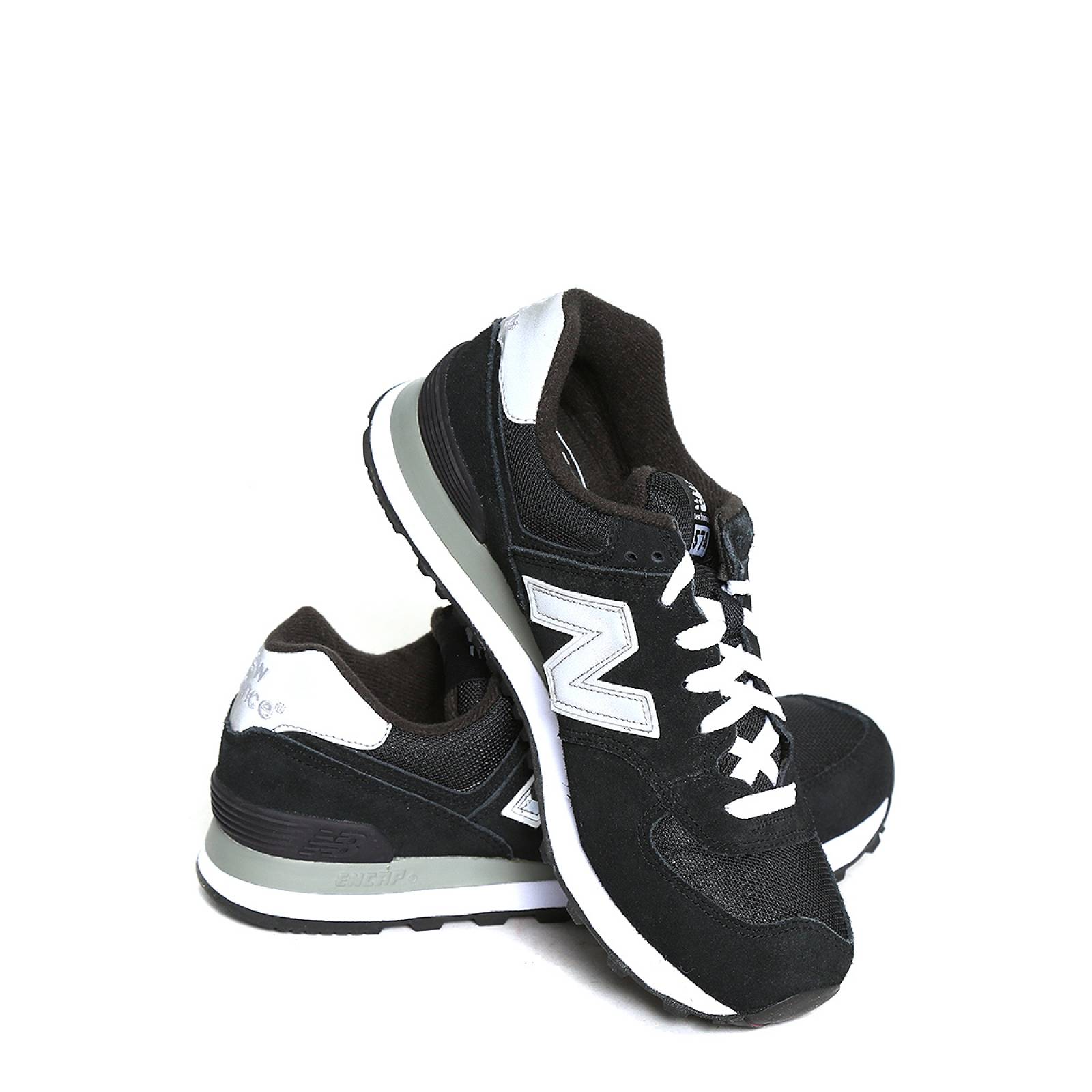 Tenis Negro by New Balance