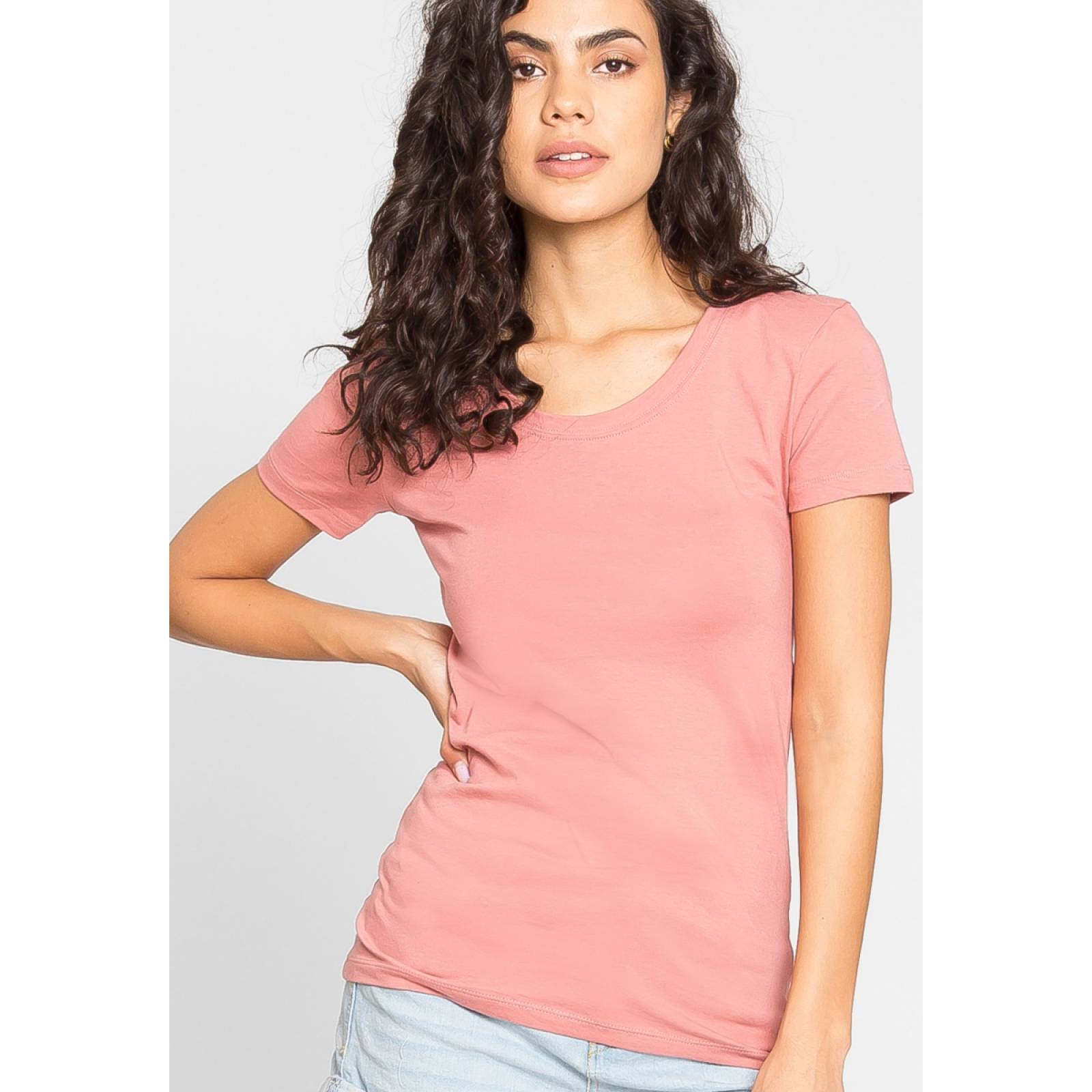 Playera básica en rosa