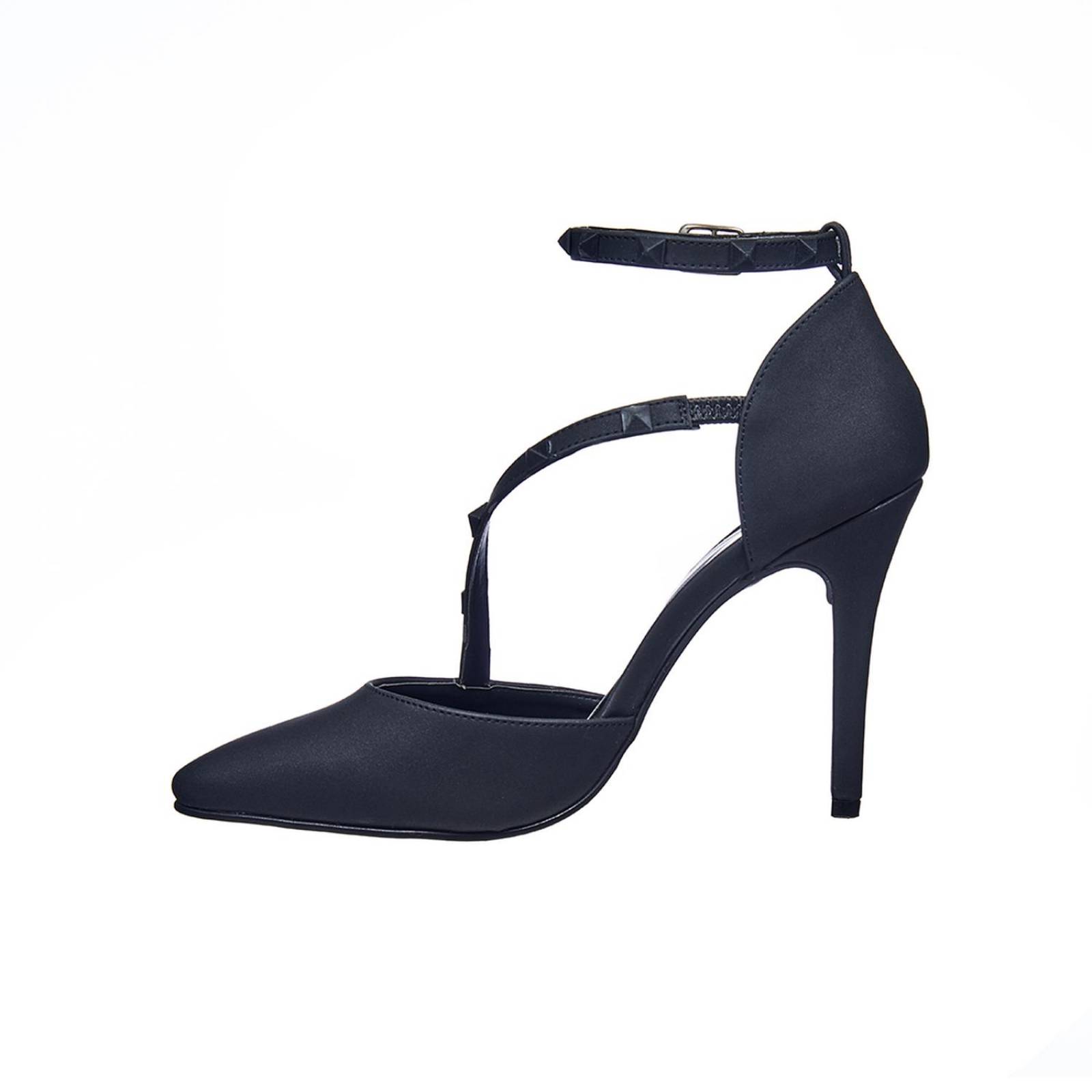 Zapatillas Para Mujer Con Estoperol Negro De Vestir