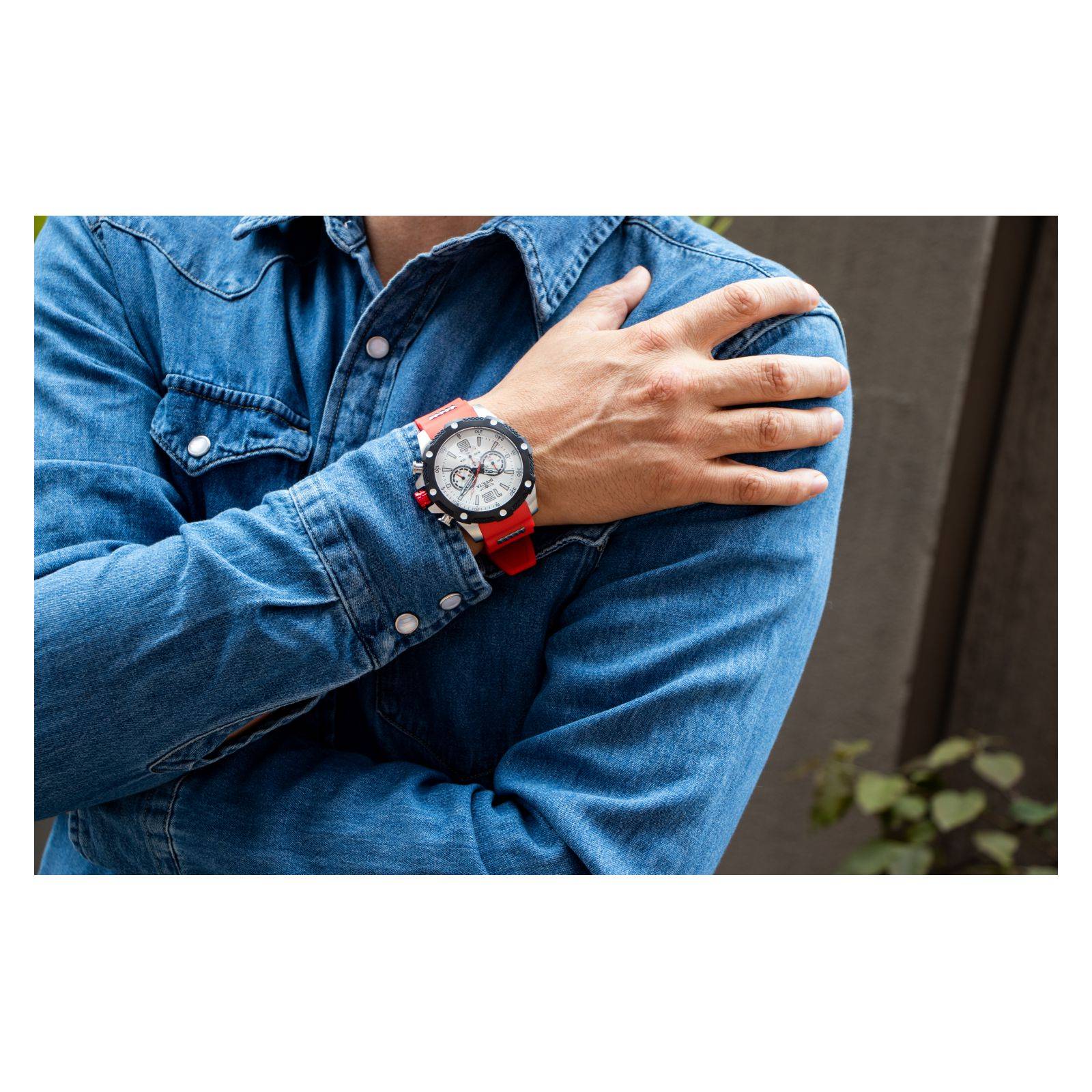 Reloj Invicta 39992 rojo acero para Hombres