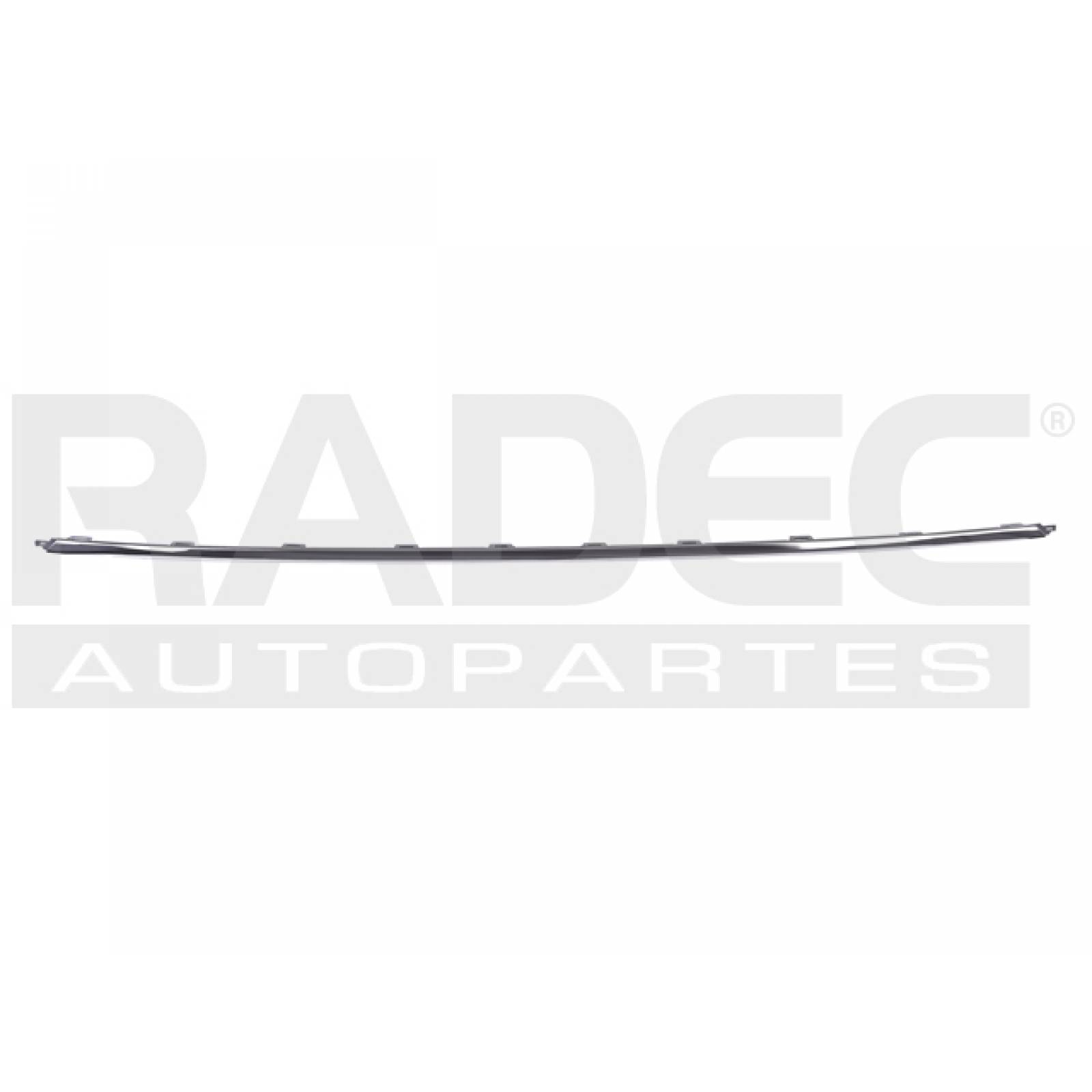 Moldura Fascia Trasera Vw Vento 2016 - 2019 Crom Central
