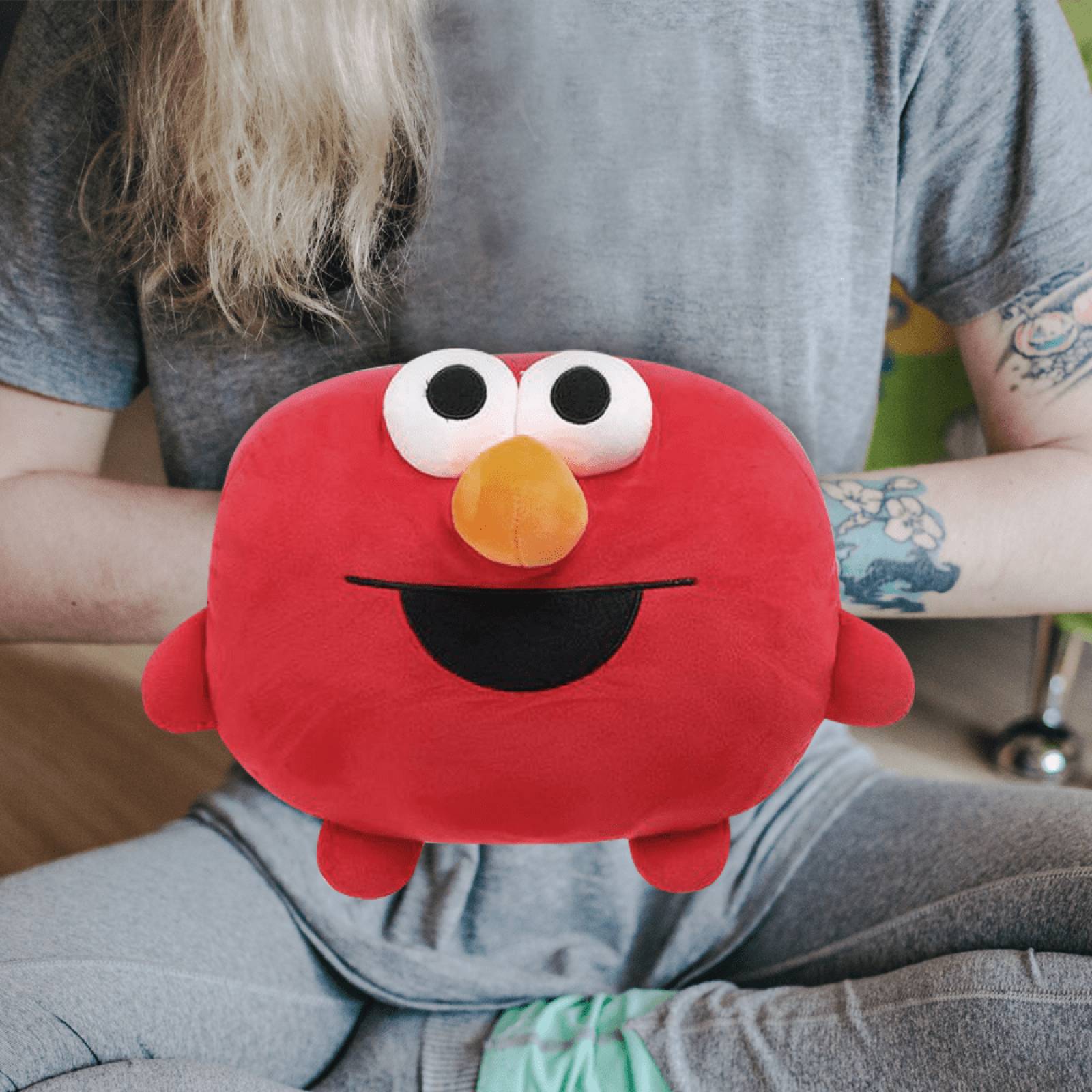 Miniso Cojín Sesame Street Elmo Con Calentador De Manos