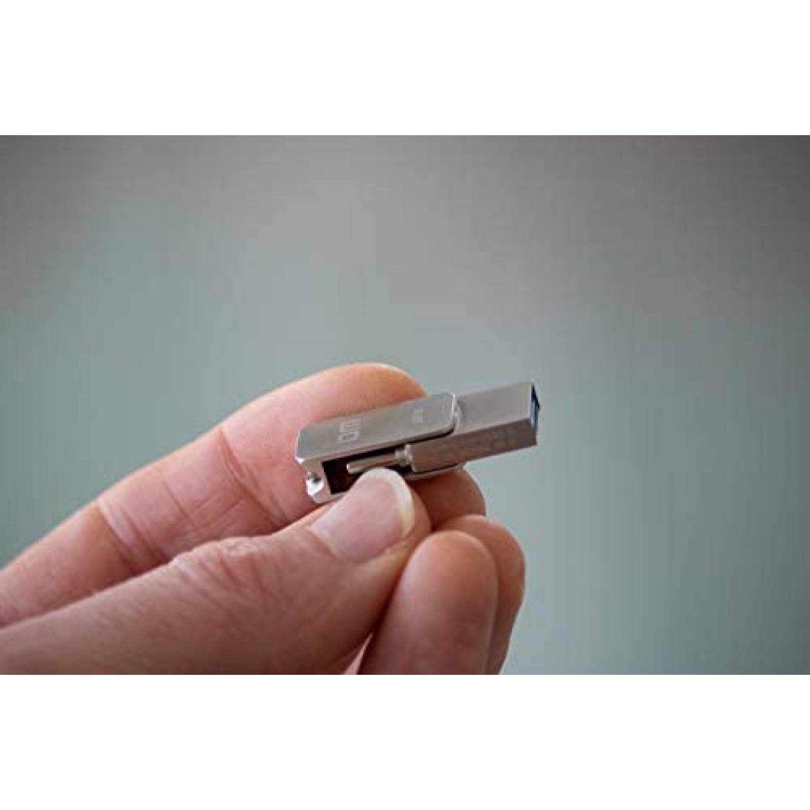 Unidad flash USB Dynon Metrics de 128gb 2 en 1 -Plateado