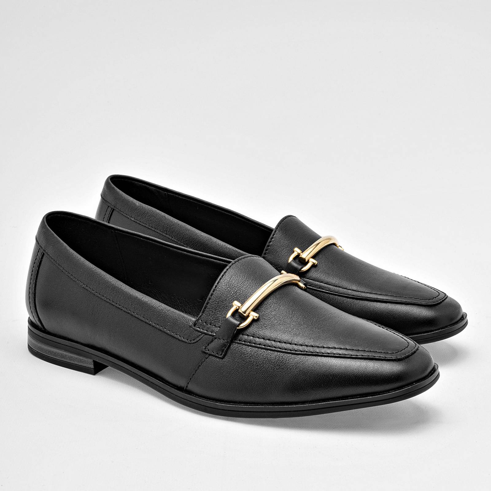 Zapato casual Mod 126602 Para Mujer Flexi Color Negro