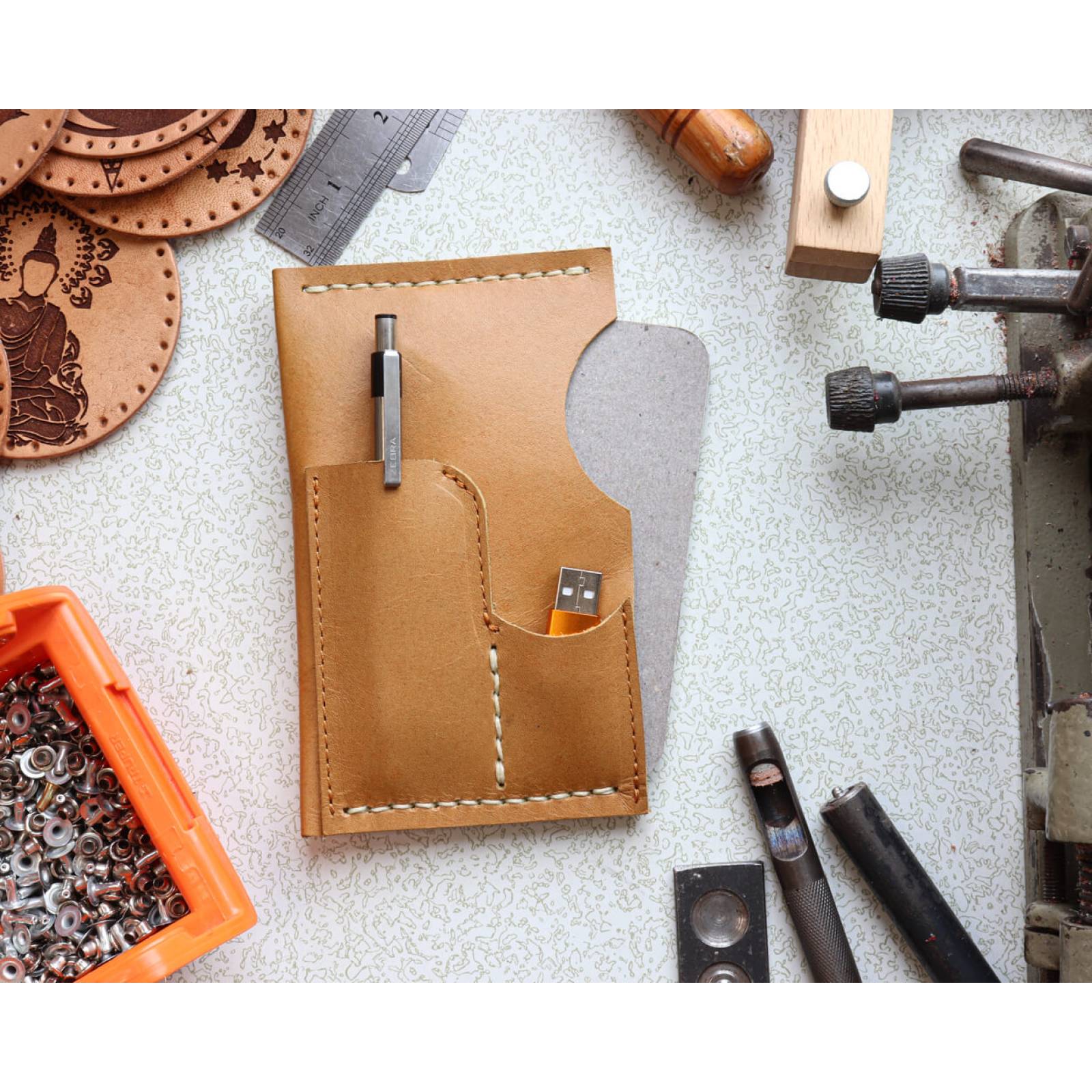 Porta Libreta Con Espacio Para Lapicera Camel