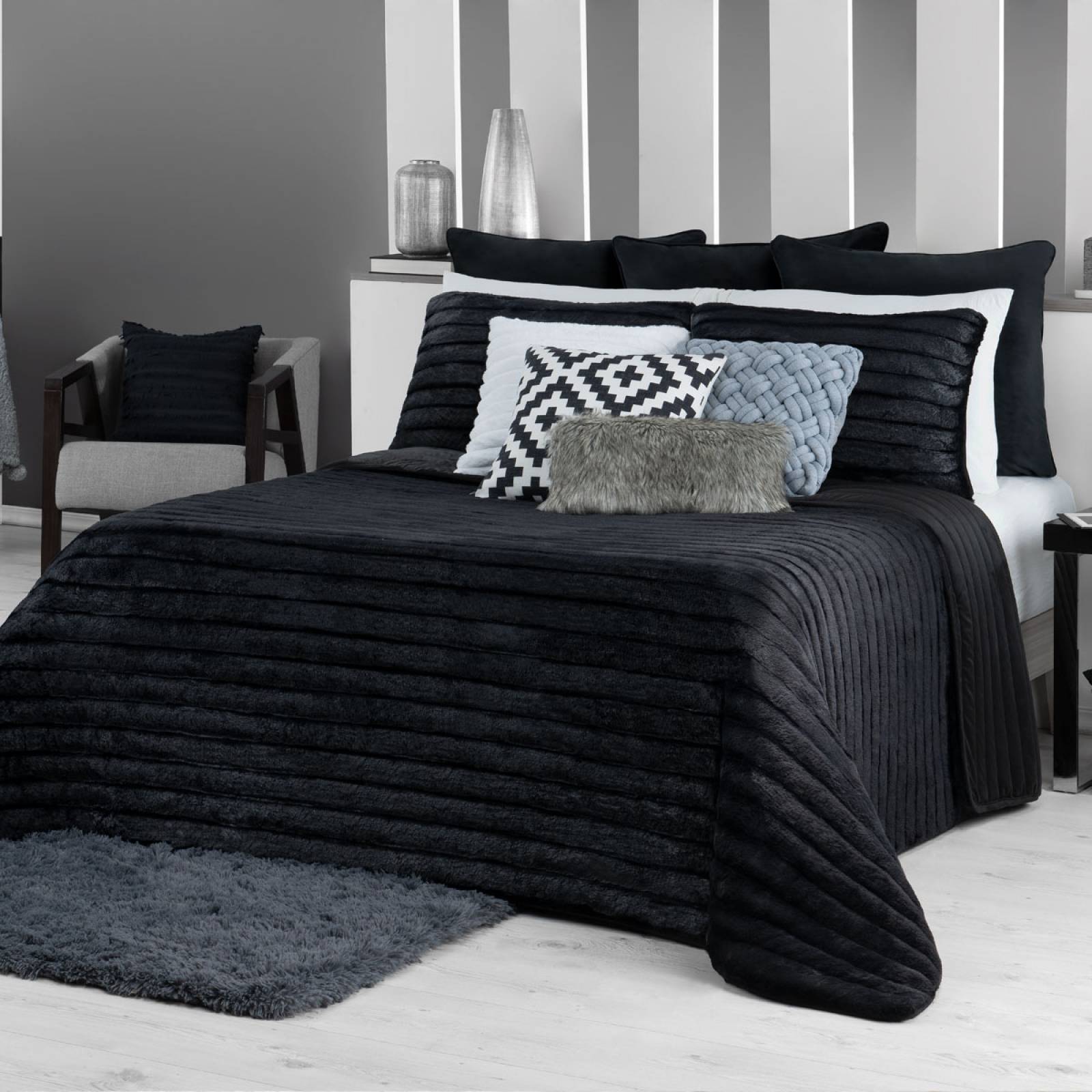 Edredón King Size Mega Invernal Luxus Velvet + Fundas Azabache ESQUIMAL
