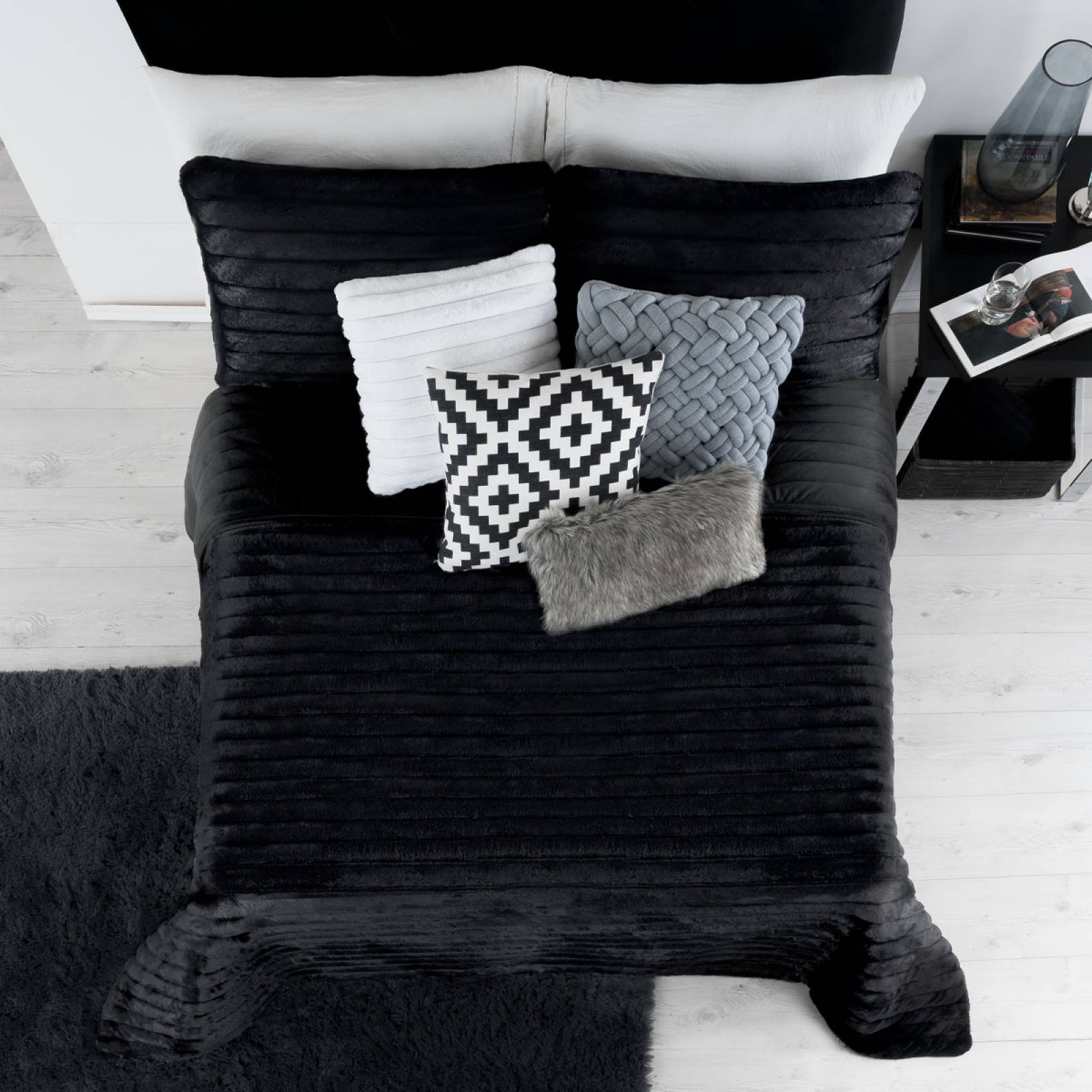 Edredón King Size Mega Invernal Luxus Velvet + Fundas Azabache ESQUIMAL