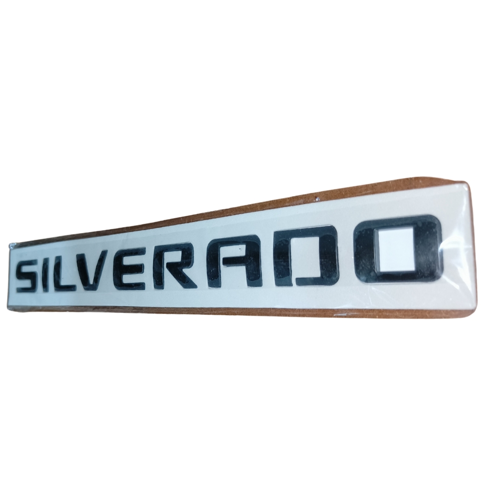 Emblema Chevrolet Silverado Letras Negras Adherible