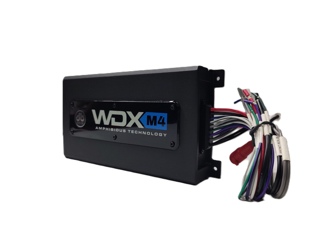 Amplificador Marino 4 Canales DB Drive WDX M4 1500W Clase D.