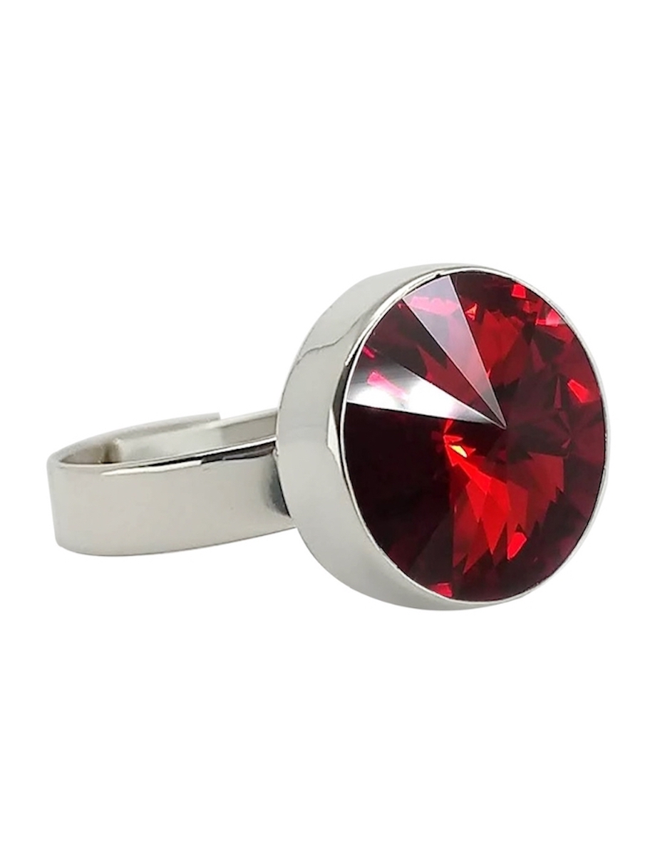 Anillo color Rojo Zvezda de plata .925 corte Rivoli.