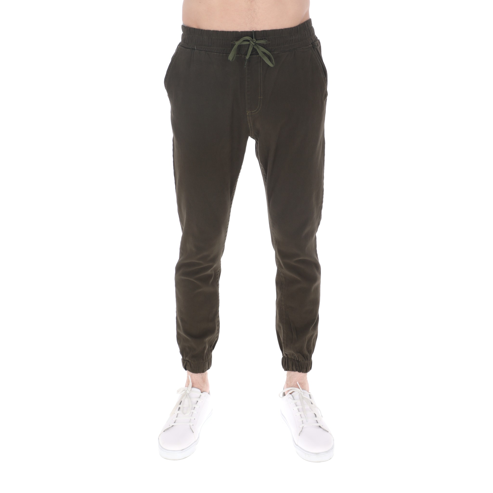Jogger De Gabardina Para Hombre Slim Color Militar.