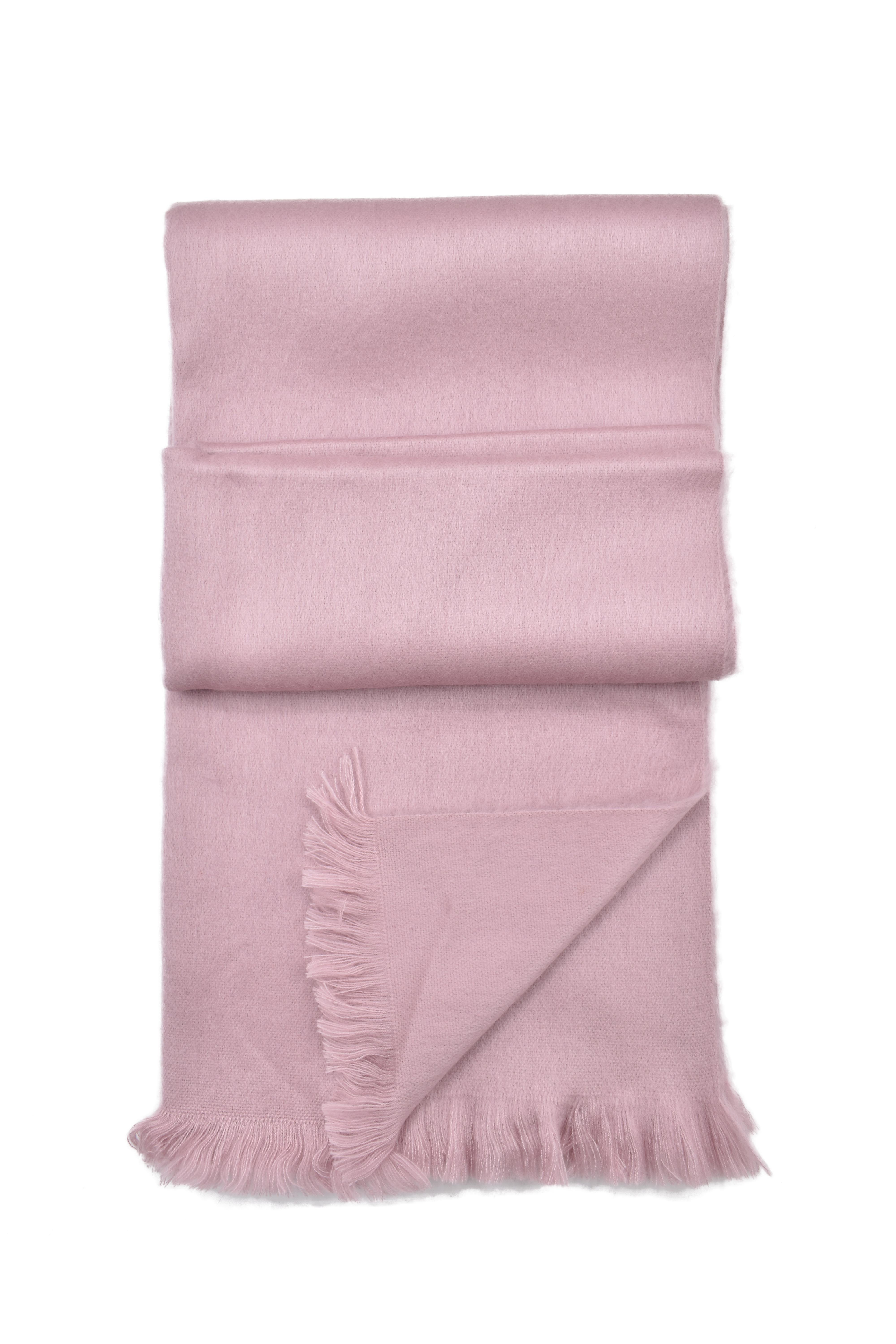 Chalina de Alpaca Color Rosa Detalle de Flecos al Tono